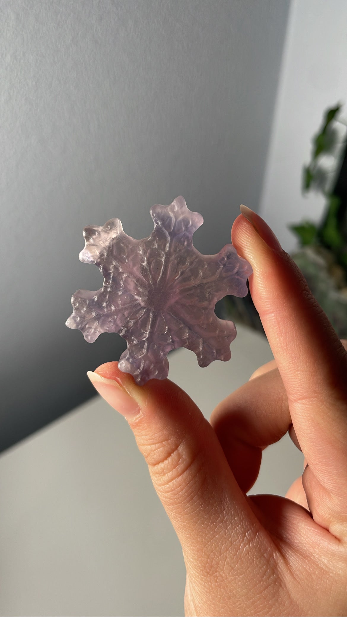 Fluorite Snowflake Carving – Eleven Entities